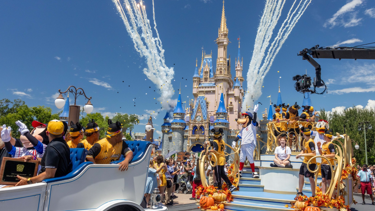 Disney refuses to opt out of HRC's Corporate Equality Index ...